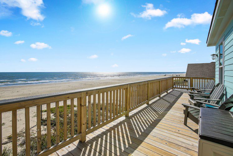 The Salty Dog - 1st Row Beachhouse in Sea Isle - Best of the West Galveston